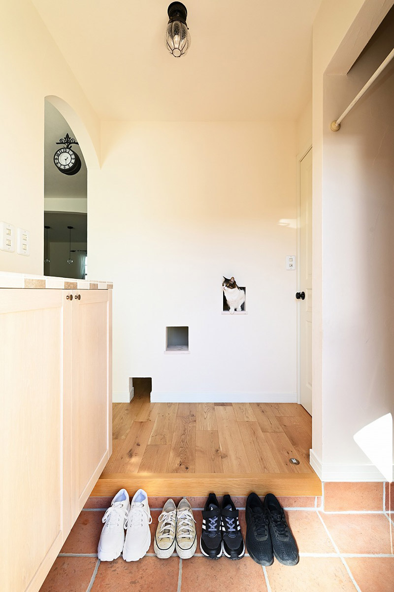 「アンティーク＆ナチュラルなネイルサロンと愛猫家住宅」-クレア・ドールの施工事例｜注文住宅のハウスネットギャラリー